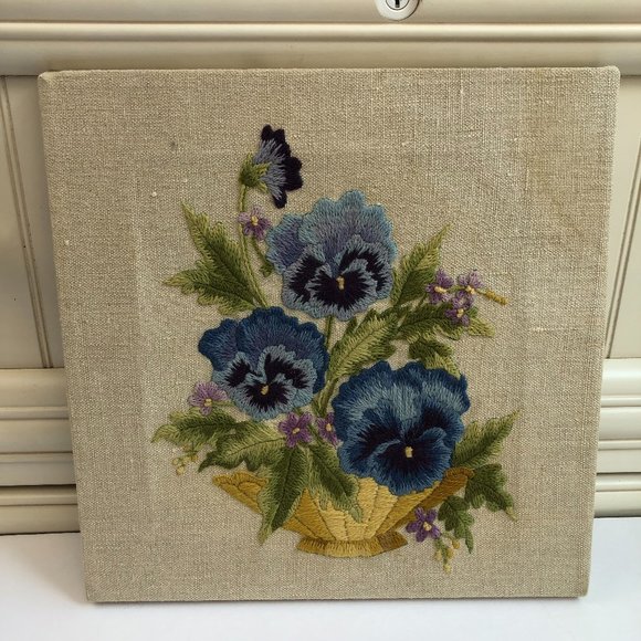 Elsa Williams | Art | Vintage 8s Handmade Elsa Williams Crewel ...
